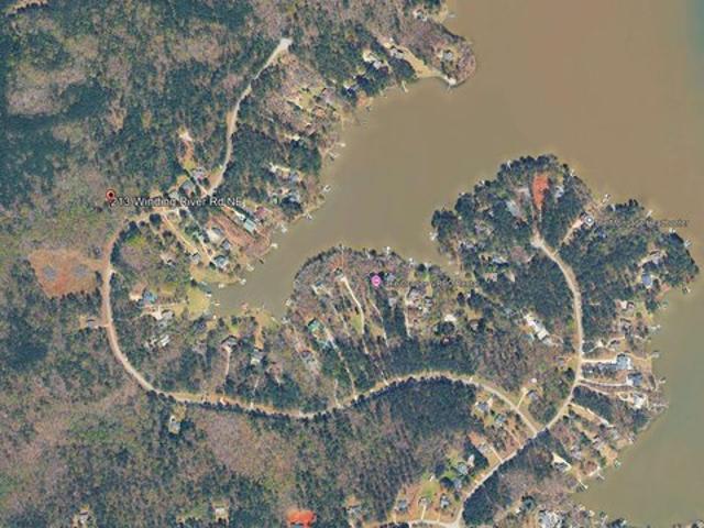 213 Winding River Rd, Eatonton, GA 31024