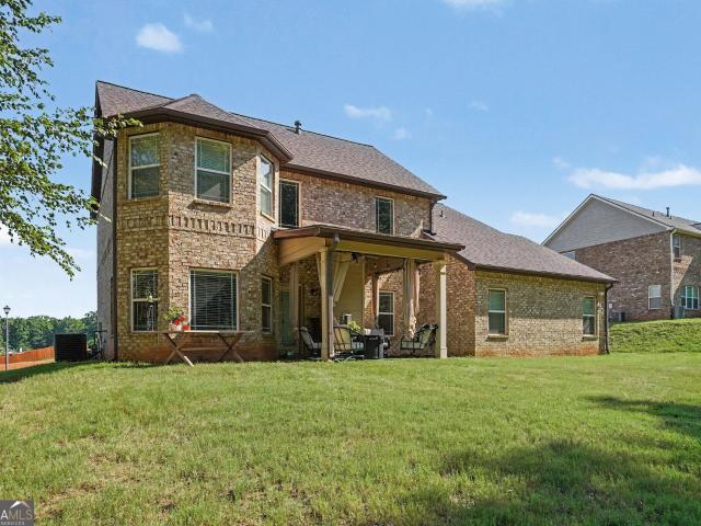 213 Tapestry Drive