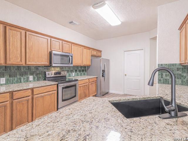 213 Tapwood Ln