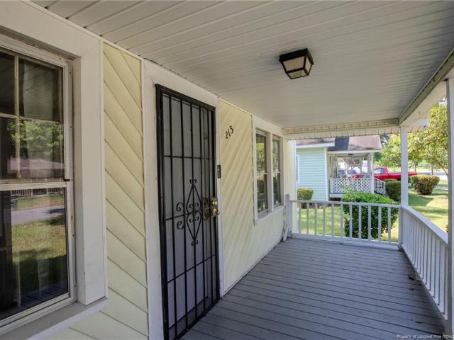 213 Triangle Place