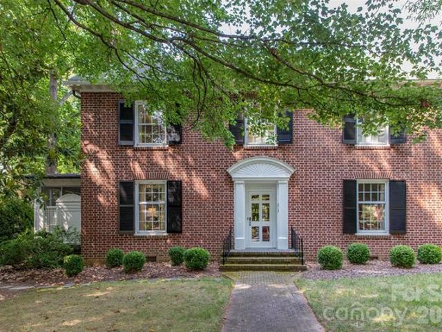 213 Union St N, Concord, NC 28025