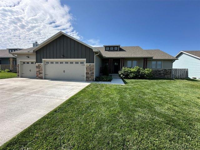 213 Vail St, Dodge City, KS 67801