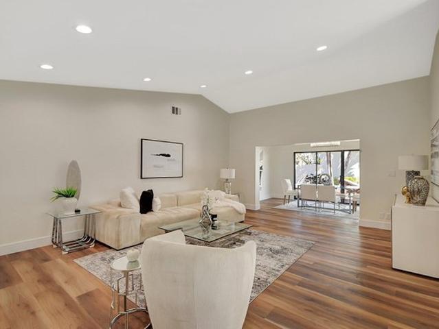 21440 Campo Allegro Dr, Boca Raton, FL 33433