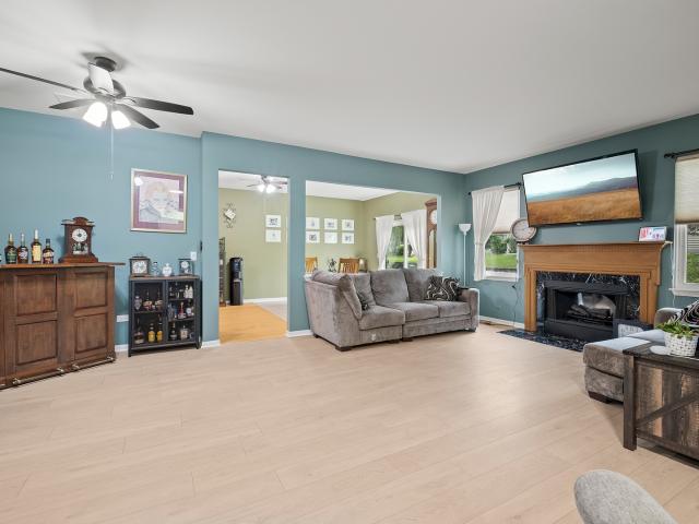 21445 W Douglas Lane