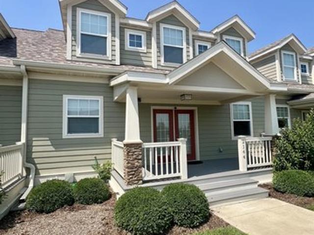2144 Amber Ln, Fairfield, IA 52556