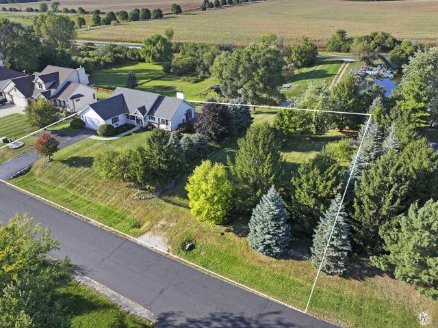2144 Blue Heron Dr