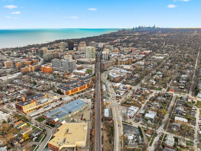 2144 Dewey Ave, Evanston, IL 60201 | MLS #12604
