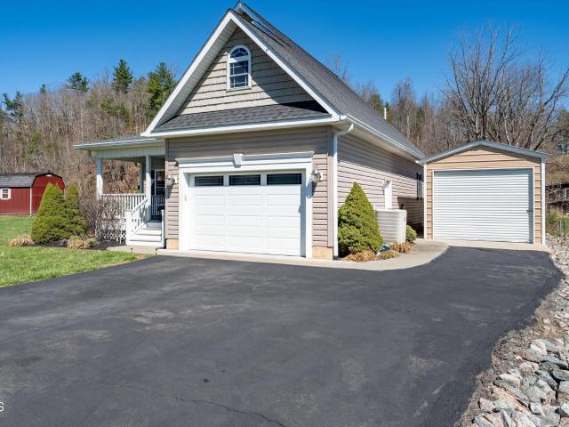 2144 Highway 421 N