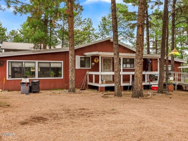 2144 Indian Trl, Overgaard, AZ 85933