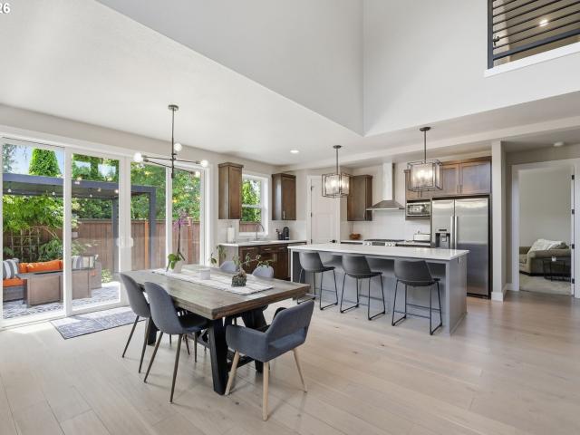 2144 lathen way