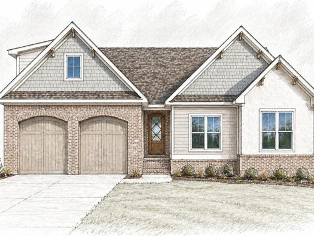 2144 River Watch Dr, Soddy Daisy, TN 37379