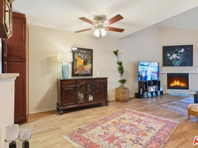 21450 Burbank Boulevard 314
