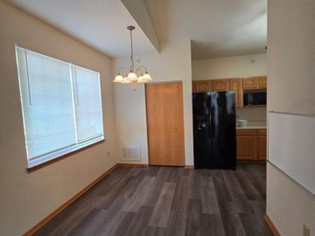 2145 Broken Hill Rd Unit 5, Waukesha, WI 53188