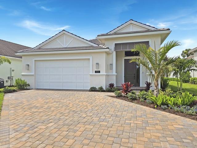 2145 Falls Cir, Vero Beach, FL 32967