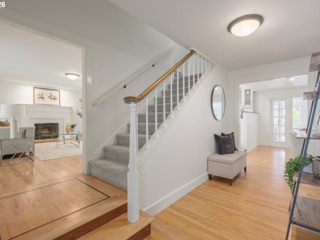 2145 floral hill dr
