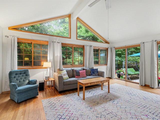 2145 Lakeshore Drive