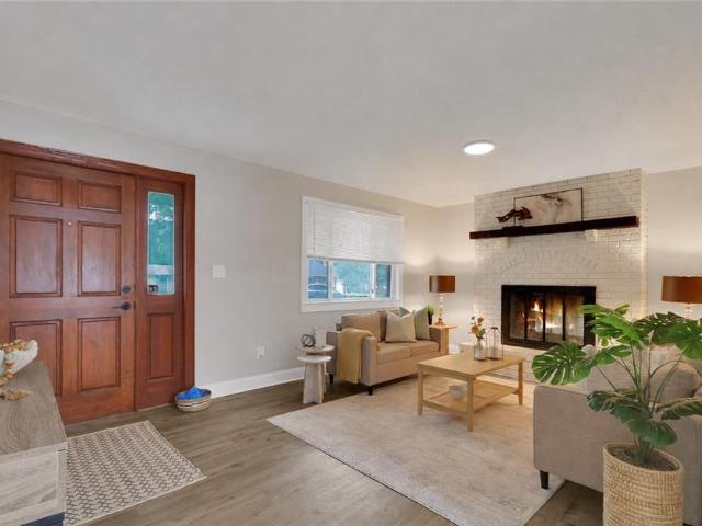 2145 S 47th Terrace