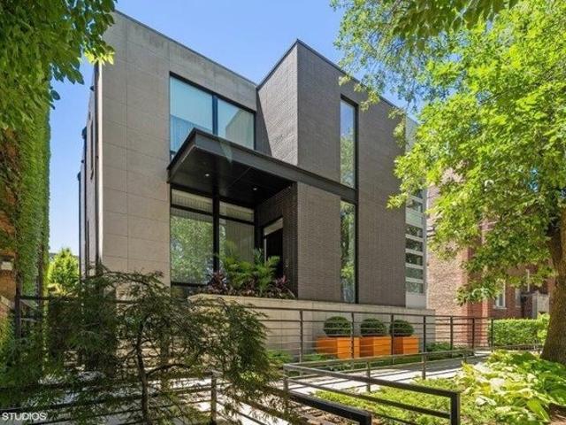 2145 W McLean Ave, Chicago, IL 60647