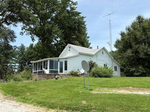 21466 Gridley Rd, Virginia, IL 62691
