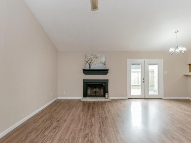 2146 Greenbriar Colony Drive 3