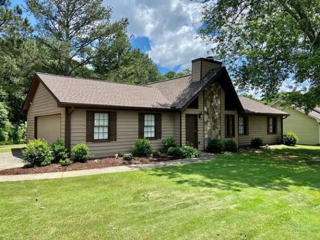 2146 Pinella Dr, Grayson, GA 30017