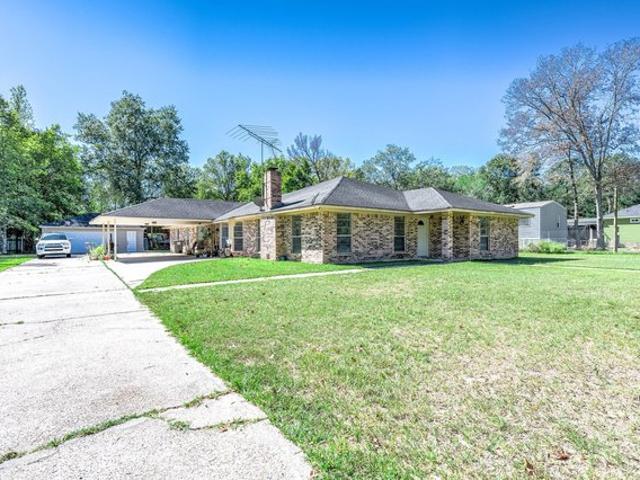 21478 Russell Dr, New Caney, TX 77357