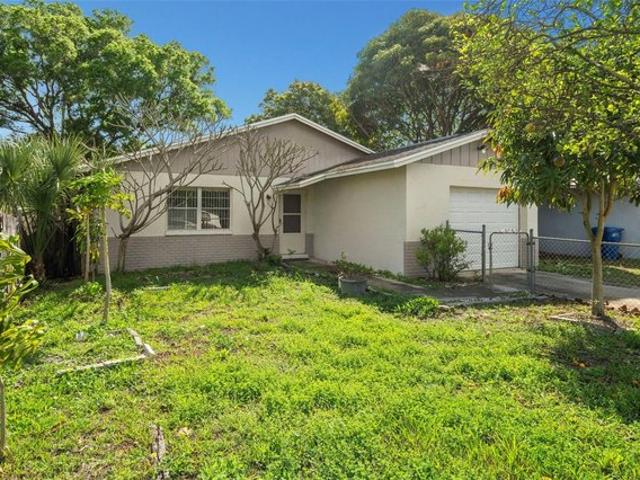 2147 Coral Way, Largo, FL 33771