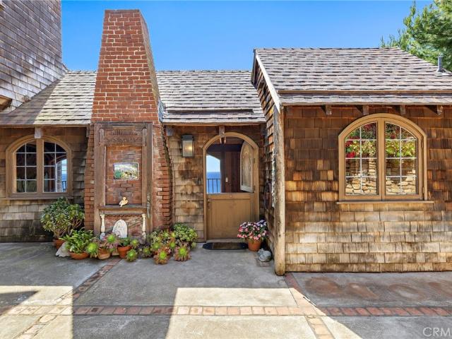 2147 Crestview