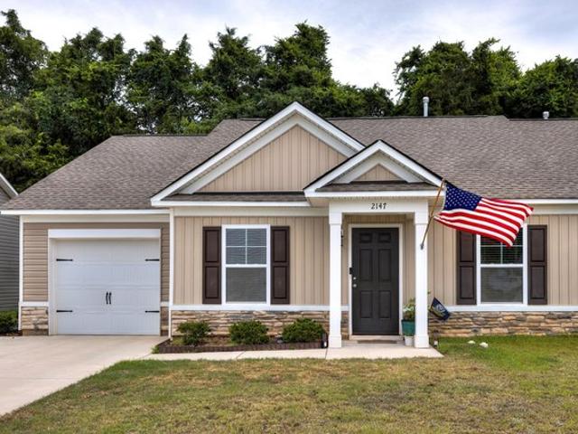 2147 Stillpointe Dr, Sumter, SC 29154
