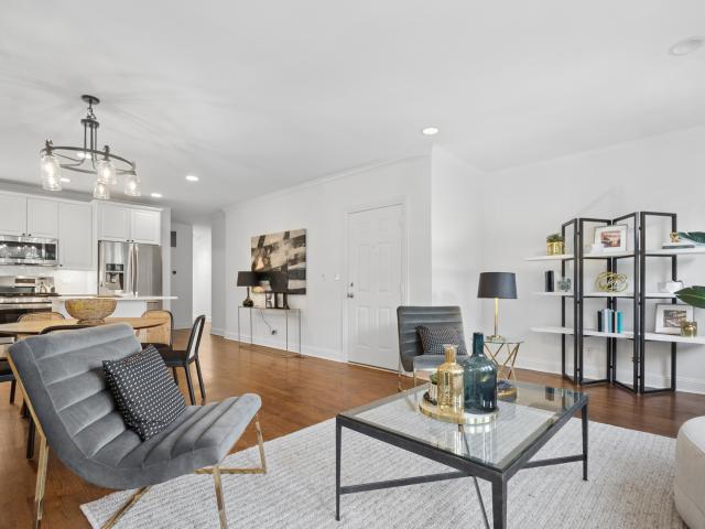 2147 W Rice Street # 2E