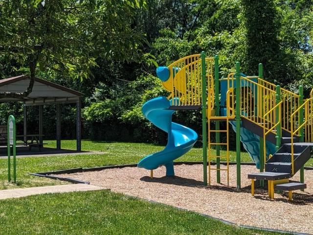 21480 Sheldon Rd. 2 Bedroom Apartment for Rent at 21480 Sheldon Rd, Brook Park, OH 44142 Brook Park