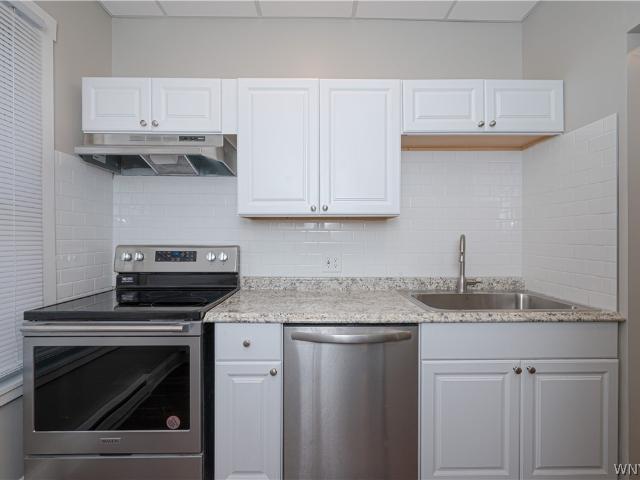 2148 Main Unit 3 Street