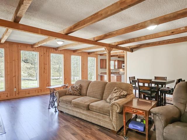 21491 Cairo Hollow Road
