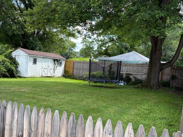 2149 Maplewood Avenue