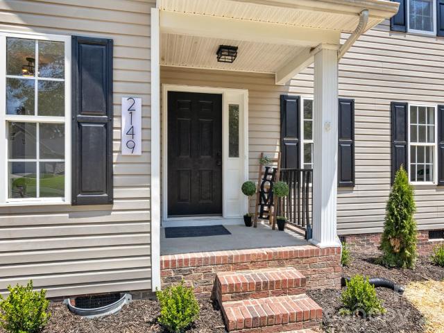 2149 Charles Towne Court
