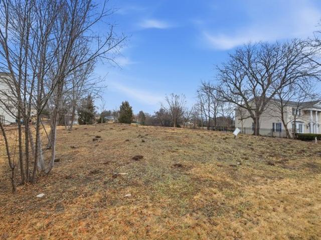 2149 Post Rd, Northbrook, IL 60062