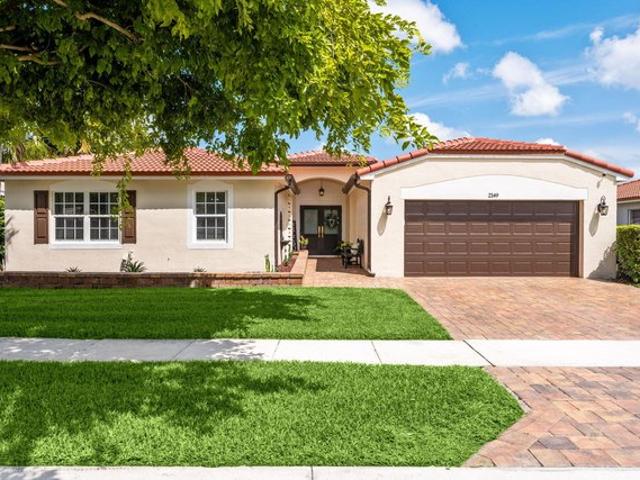 2149 SW 119th Ave, Miramar, FL 33025