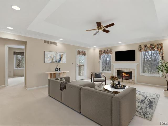 21400 Magnolia Court