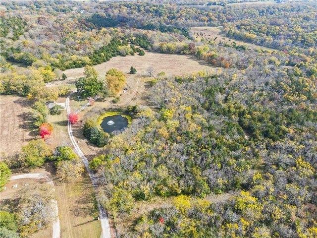 21405 W 73rd Ter, Shawnee, KS 66218