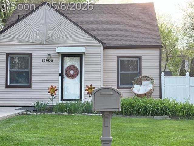 21405 Indian St, Southfield, MI 48033