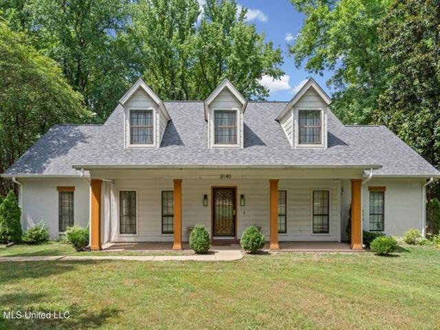2140 Macintosh Dr, Horn Lake, MS 38637