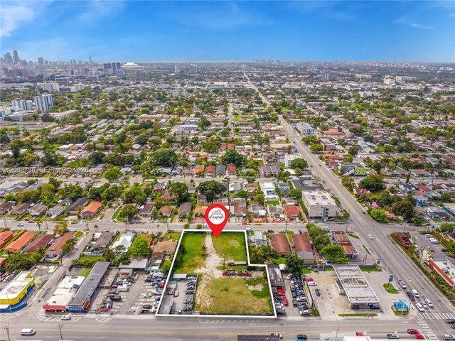 2140 NW 36th St, Miami, FL 33142