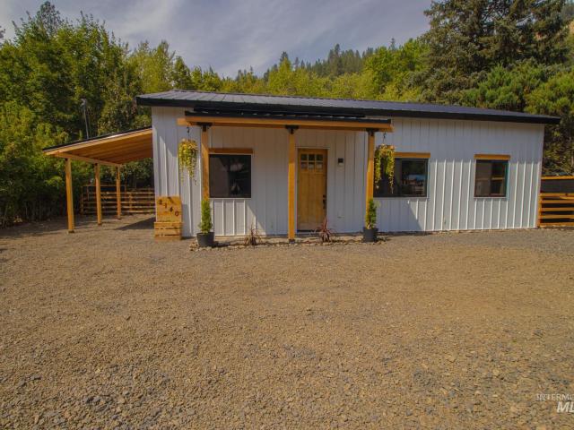2140 Carney Drive