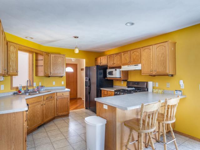 2140 deer prairie drive