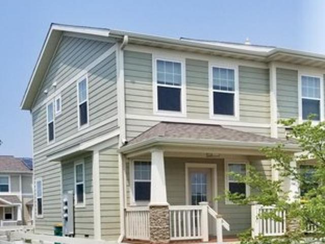 2140 Diamond Ln, Fairfield, IA 52556
