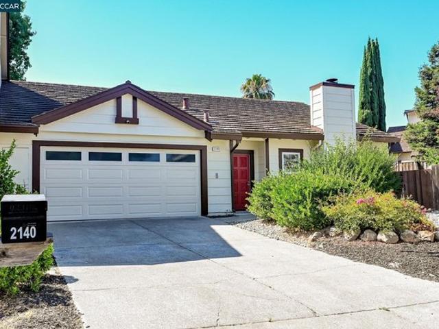 2140 Eastview Pl, Martinez, CA 94553