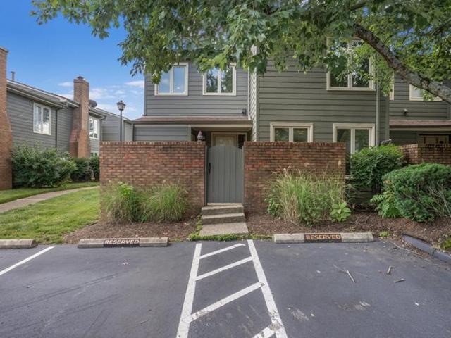 2140 Fort Harrods Dr Apt 36, Lexington, KY 40513