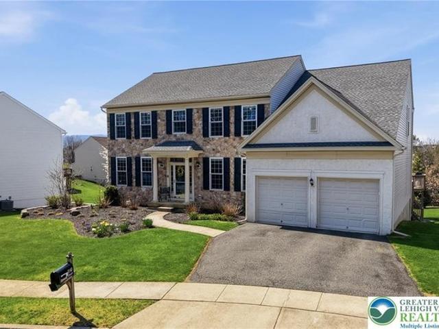 2140 Grandy Ct, Lower Macungie Township, PA 18062