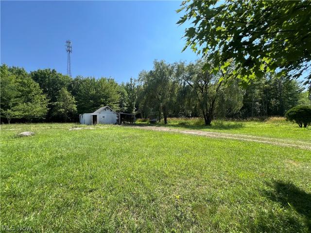 2140 Lazy Lane