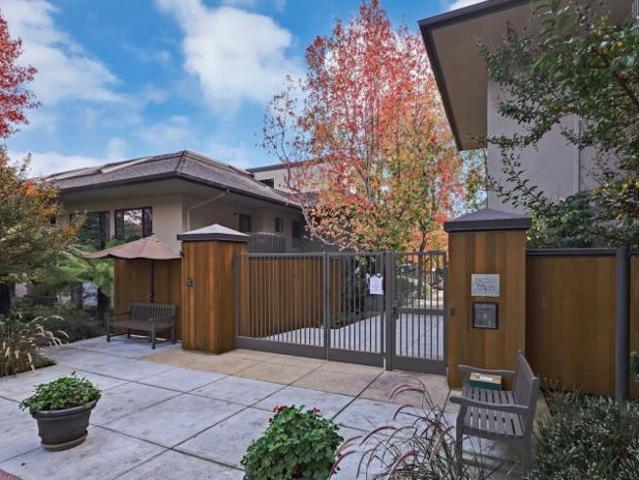 2140 Santa Cruz Ave C205 Menlo Park, CA 94025